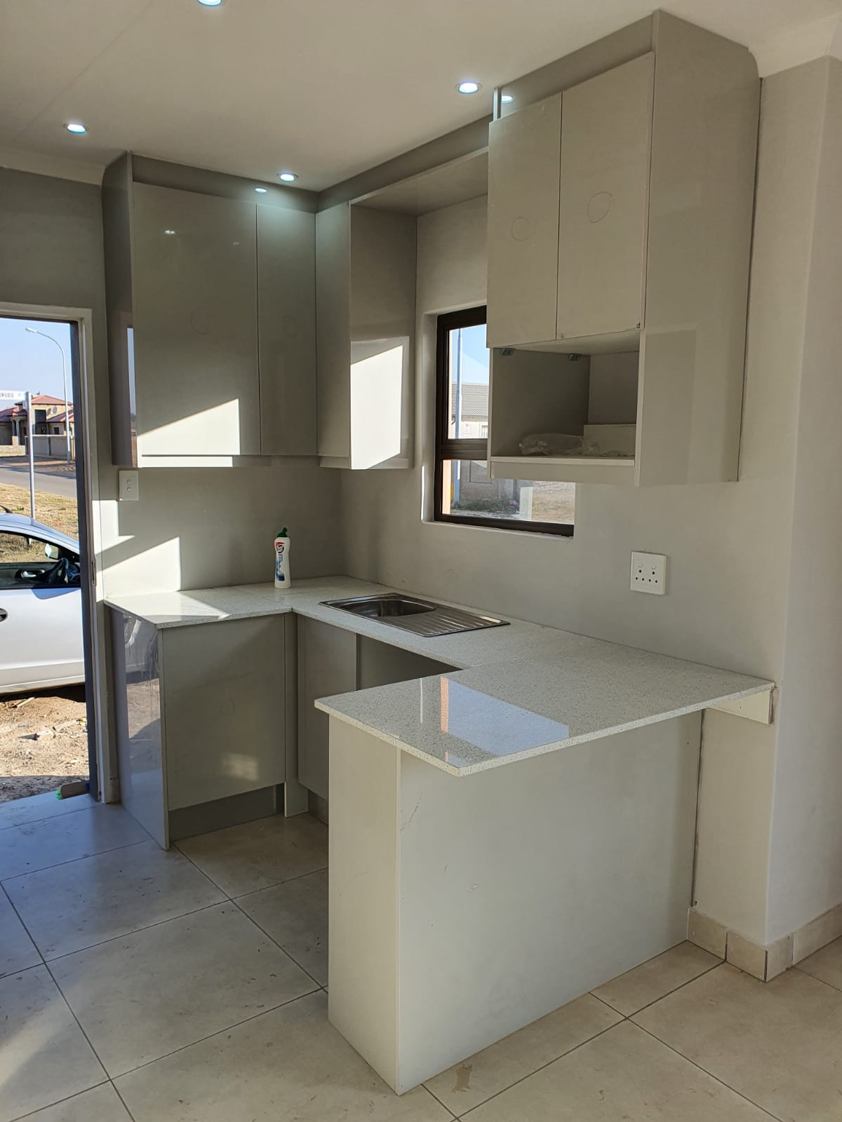 Built in kitchen cupboards – MTO GROUPED